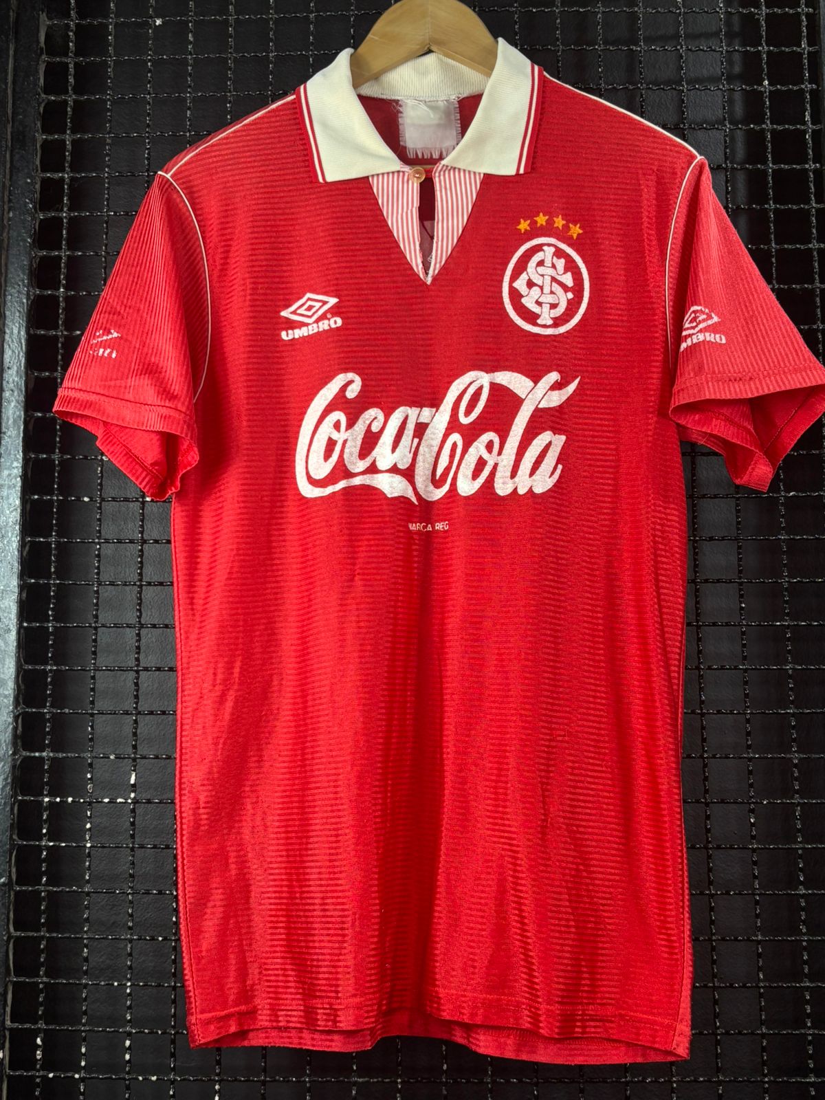 Camisa Internacional Umbro 1993 Coca-cola vermelha - Memorias do Esporte